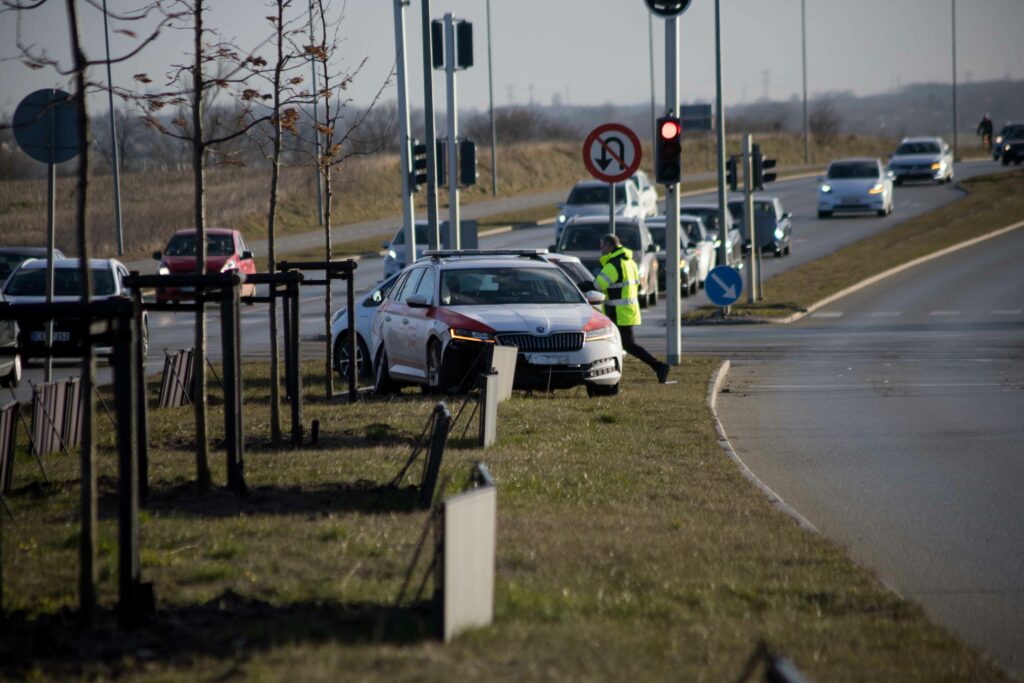 Uheld i Aarhus: Letbane og varevogn i sammenstød