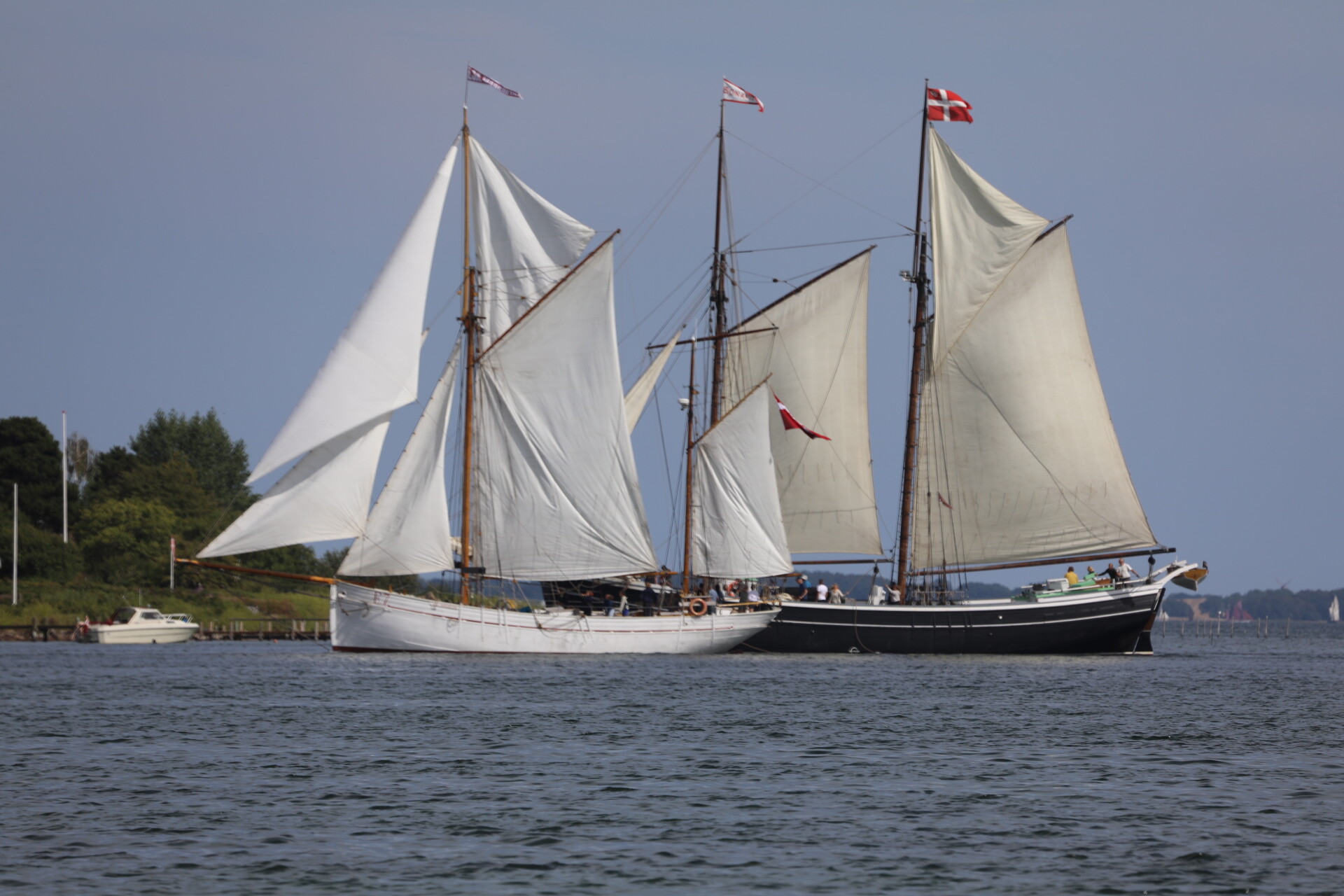Se de flotte billeder fra 'Fyn Rundt for Bevaringsværdige Skibe'