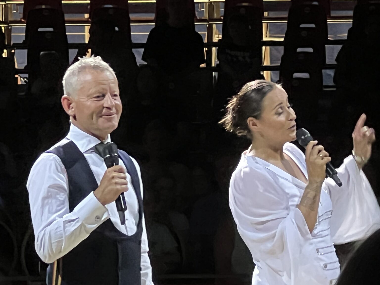 Sjov for hele familien | Cirkus Arena fejrer 65-års jubilæum - et show ...