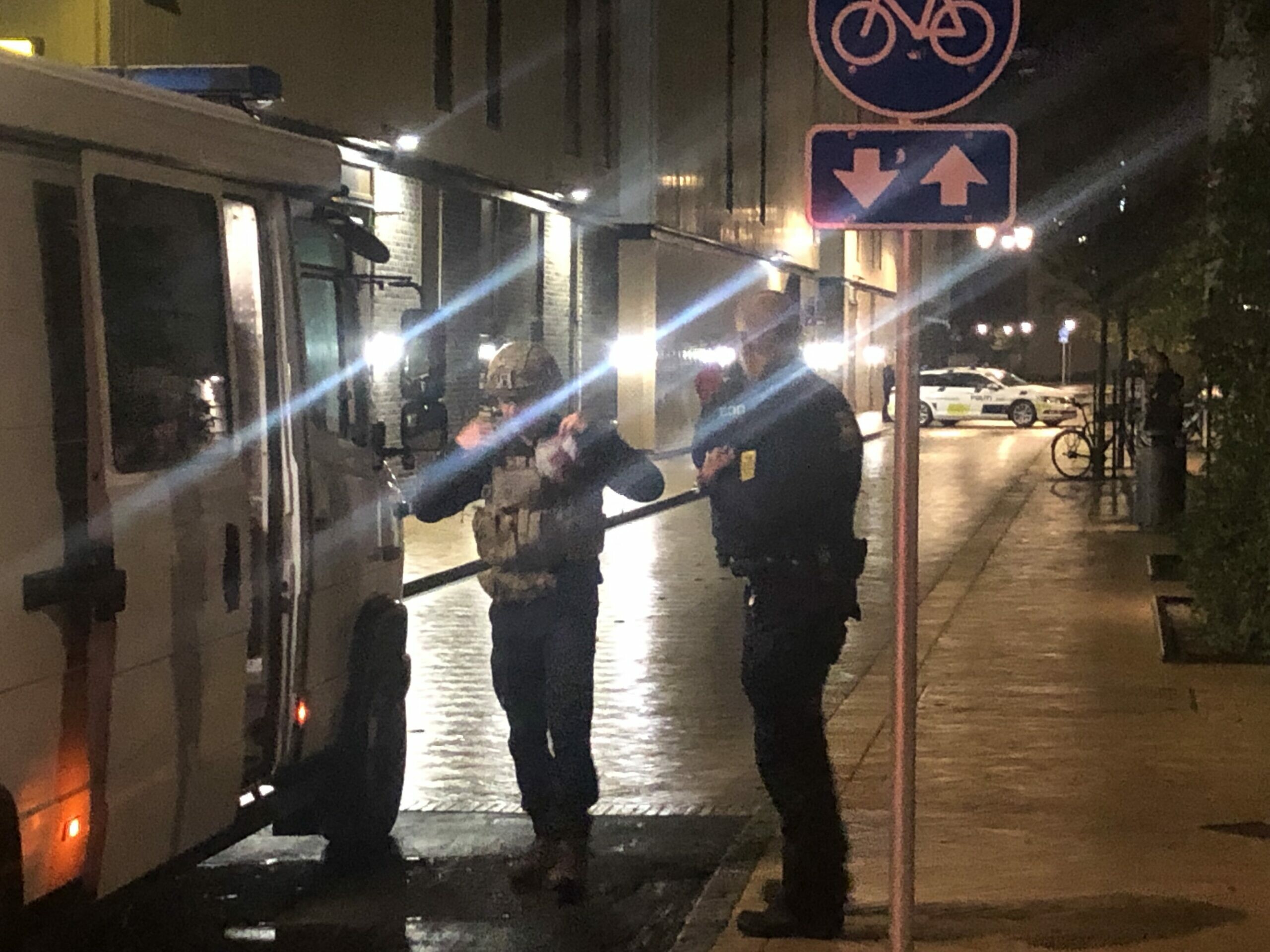 Bomberyddere og politi tilkaldt: En petanquekugle var viklet ind i tape