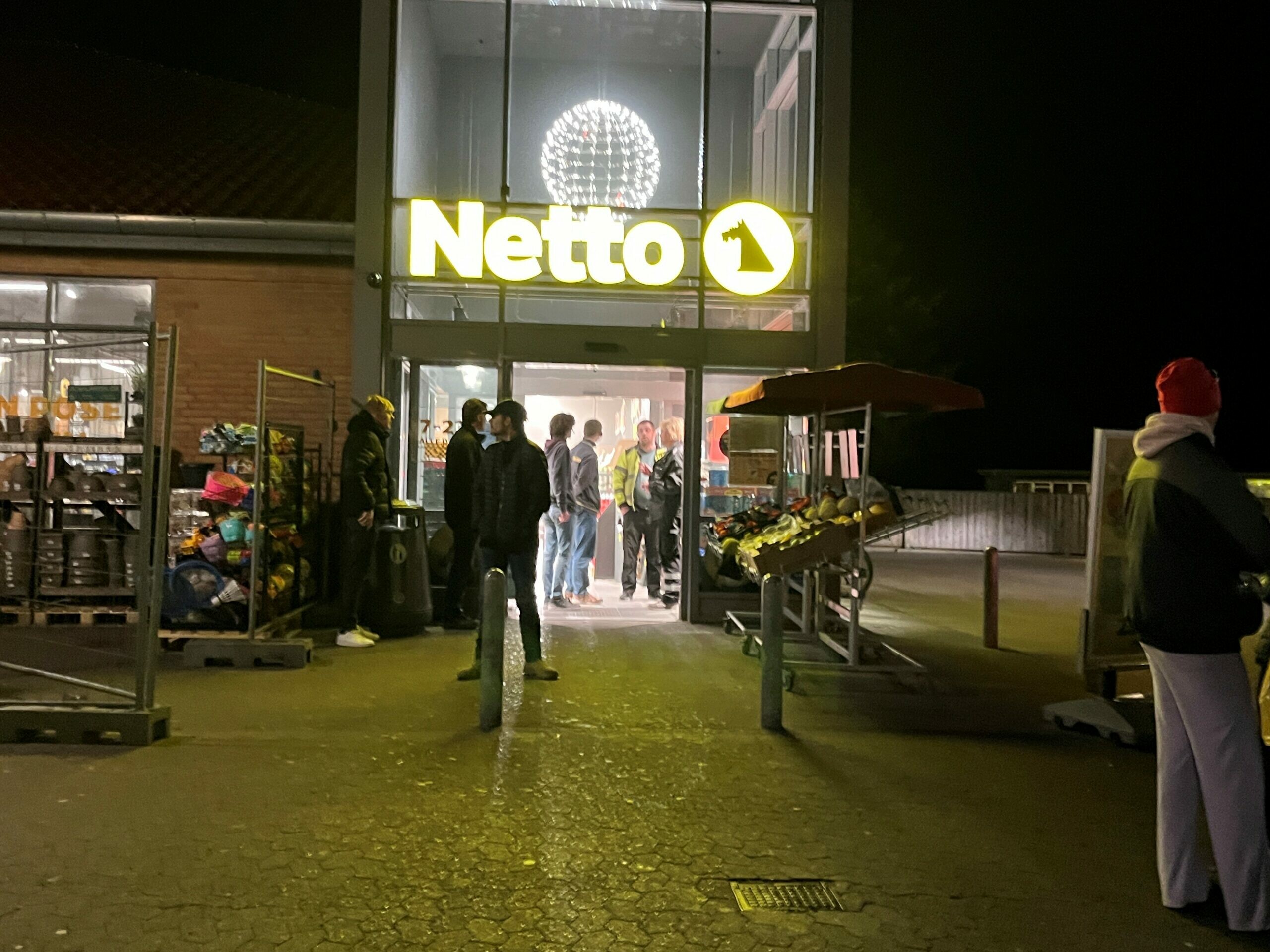 Skjern: Netto bliver evakueret