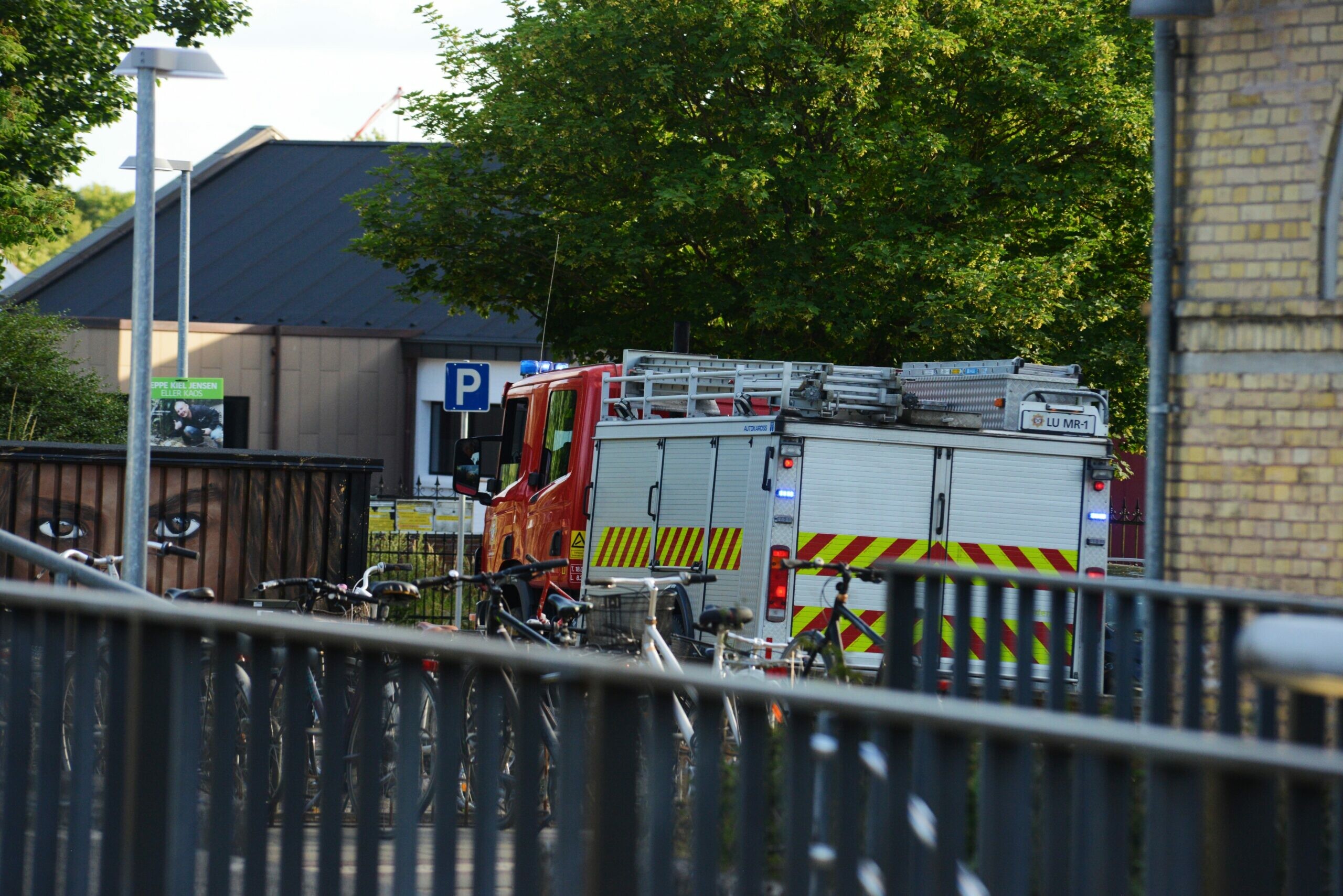 Tog ved station i brand: Passagerer evakueret