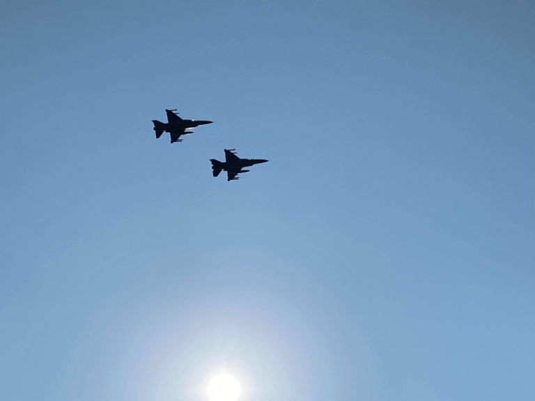 Danske F-16 fly på vingerne: Russiske kampfly over Nordsøen