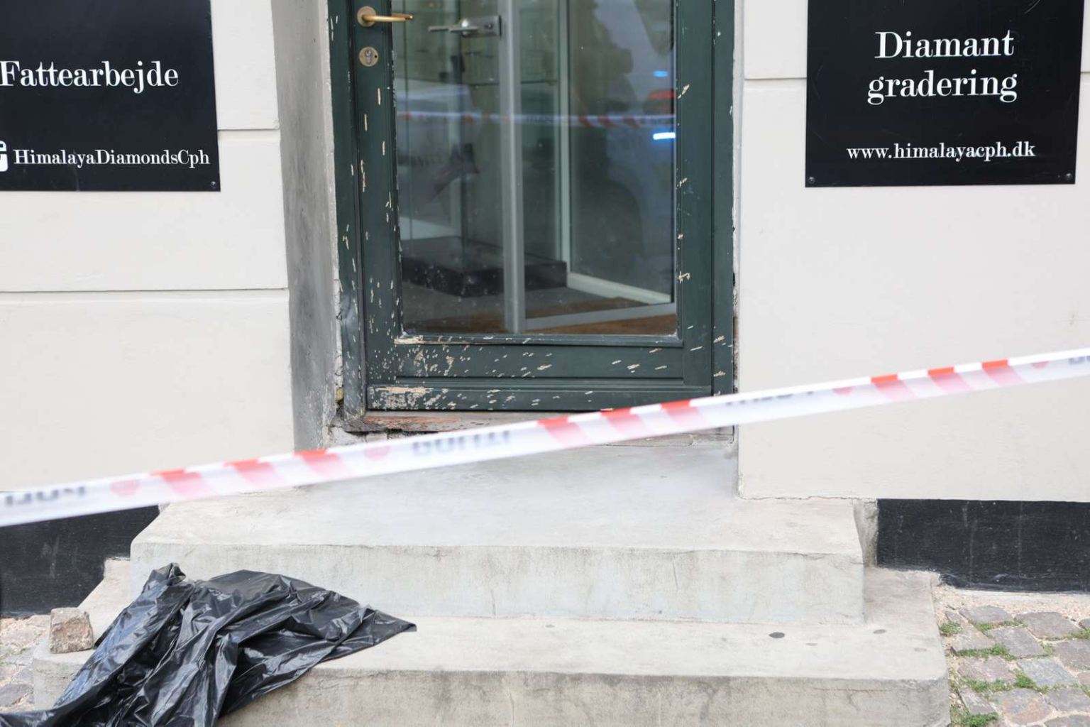 Genstand eksploderer i København