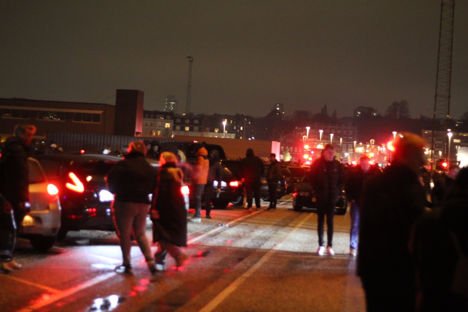 Kæmpe juletræf i Århus: Over 100 bilentusiaster samlet