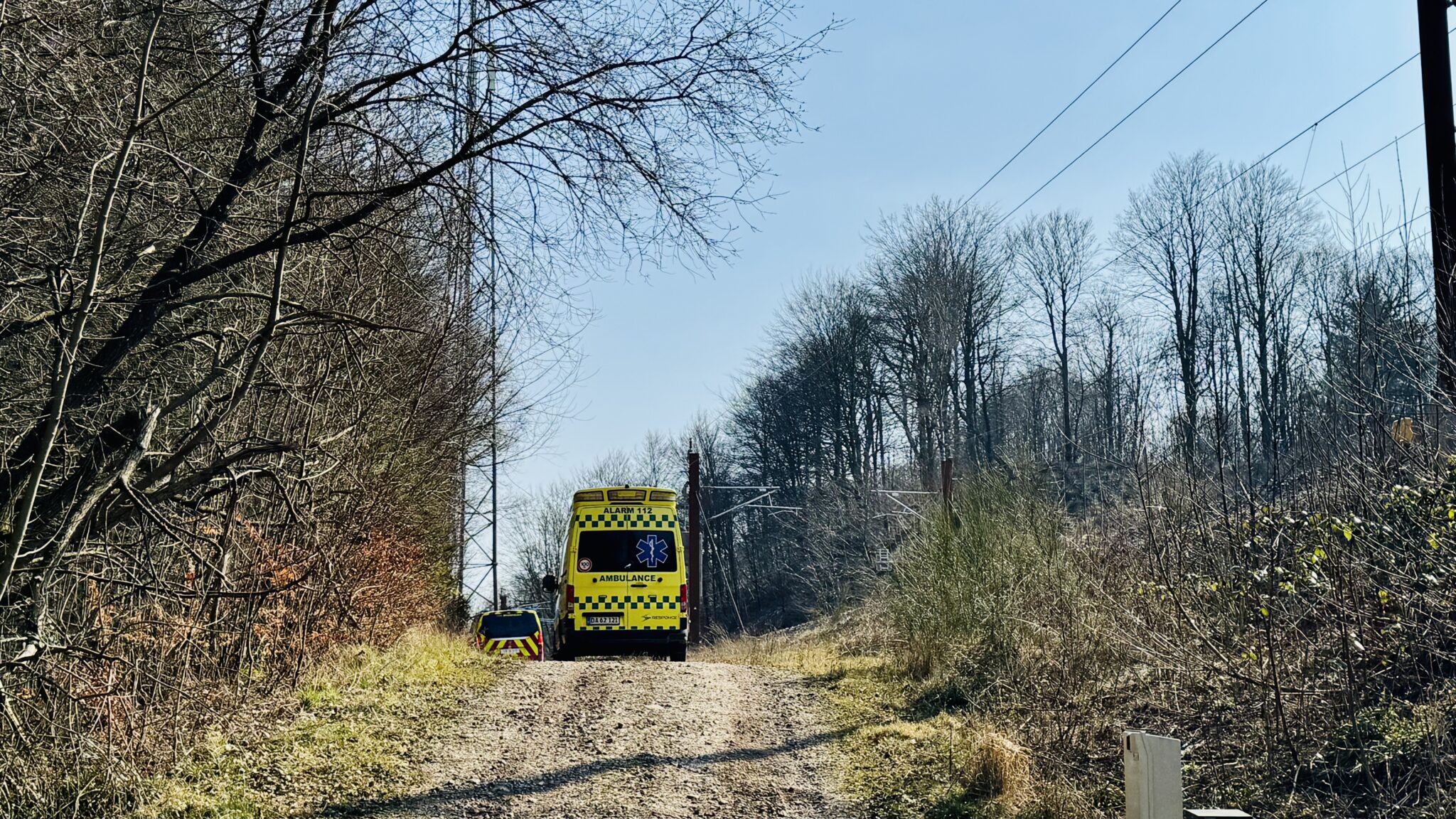 Tog rammer menneske: Alle linjer holder stille