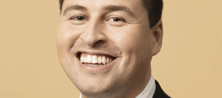 Mike Fonseca efter udtalelser om 15-årig kæreste: Går til modangreb