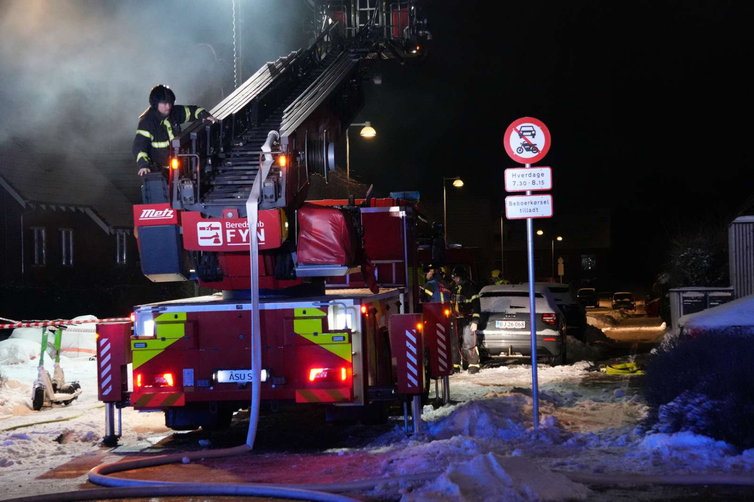 Odense: Voldsom brand bryder ud