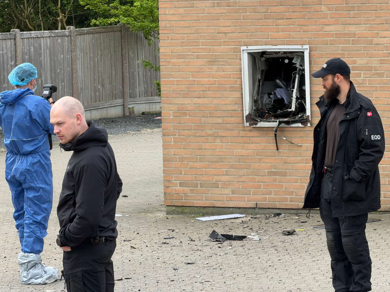 Sprængning i lille dansk by: Myndigheder arbejder på gerningstedet