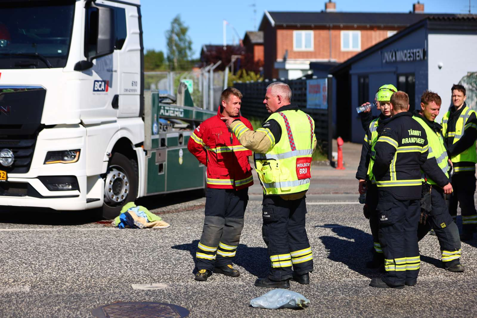 Chokerende scener: Kørt ned af lastbil foran familien
